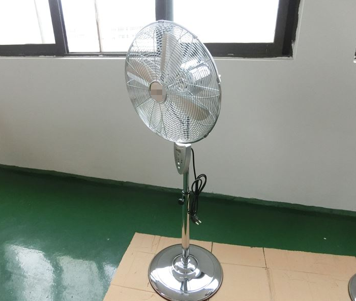 Stand Fan Final Inspection – Manufacturing and Quality Control Blog